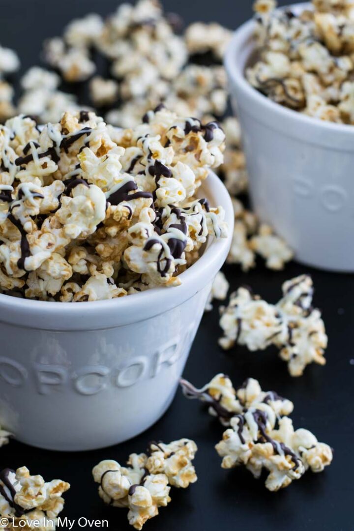 Black and White Popcorn - Love In My Oven