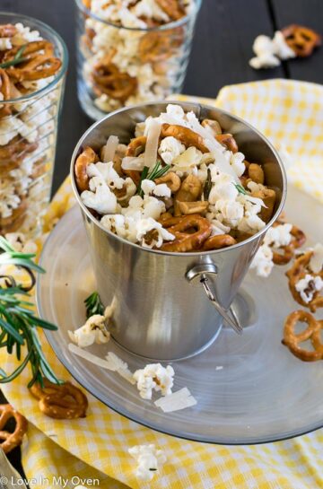 Parmesan Rosemary Popcorn - Love In My Oven