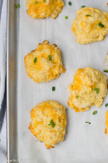 Cheesy Cornmeal Drop Biscuits - Love In My Oven