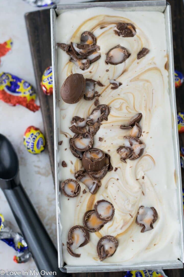No Churn Crème Egg Ice Cream - Love In My Oven