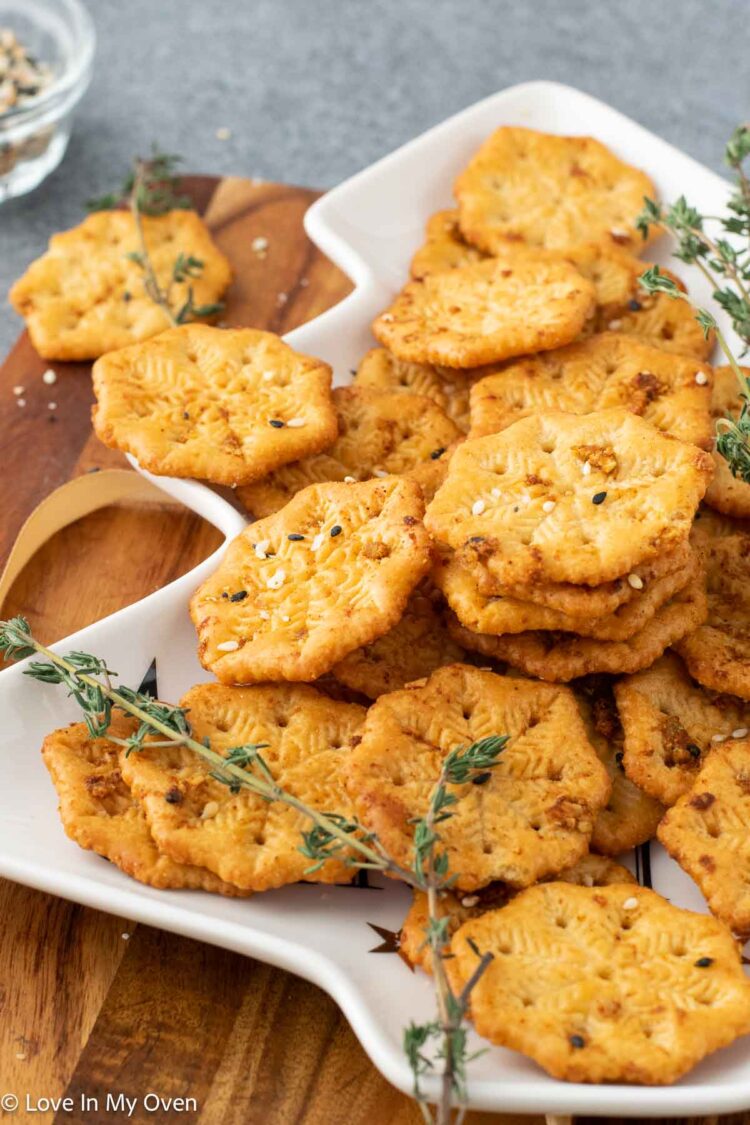 Baked Ritz Crackers - Love In My Oven